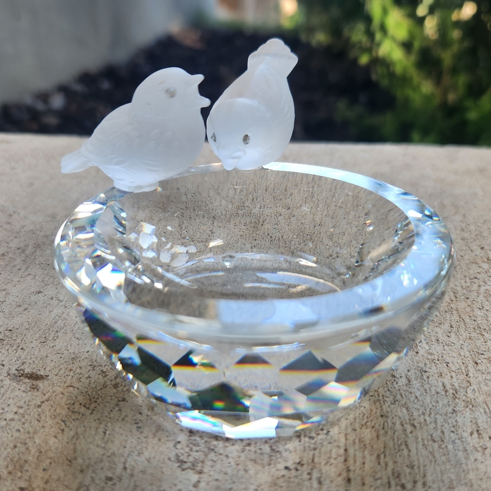 Swarovski Crystal Bird Bath Jewelry Holder - Gem